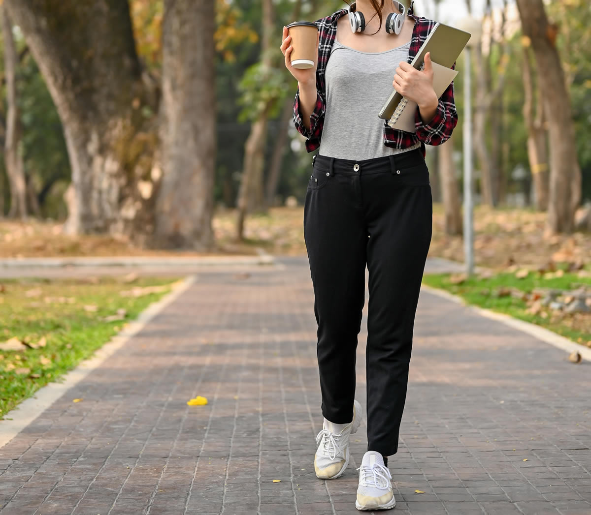 5 More Surprising Benefits of Walking Regularly – Lenny and Larrys